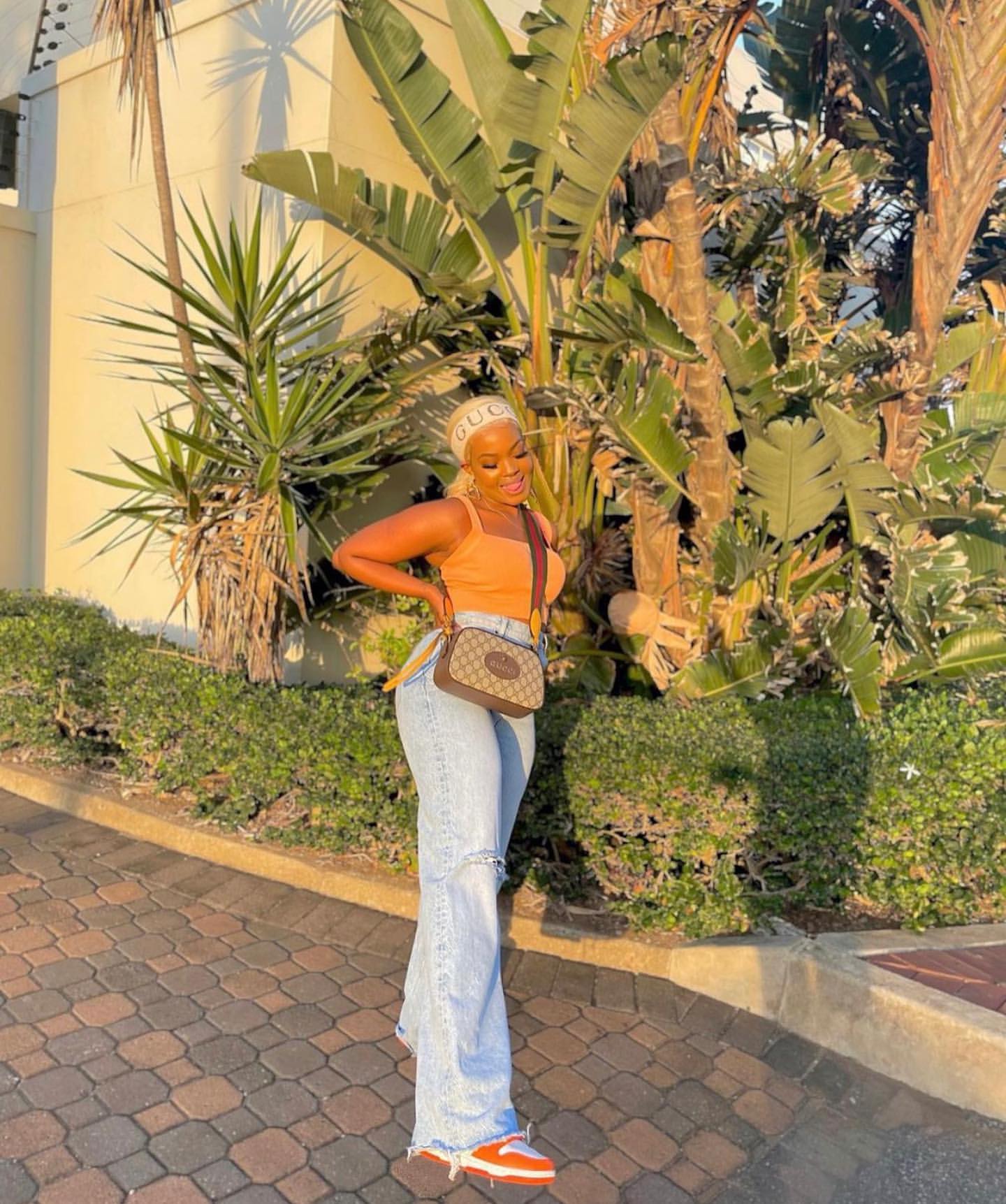 30 Fashionable Ways to Style Blue Jeans for Every Occasion | STYLESCATALOG